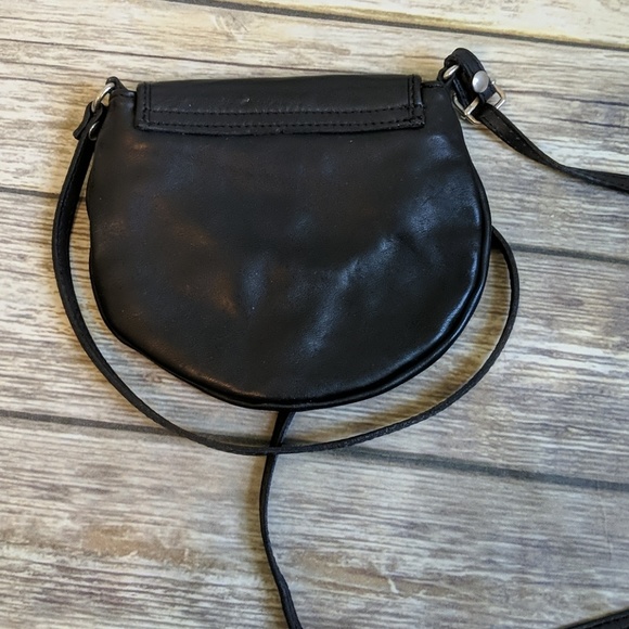 Vera Pelle | Bags | Vera Pelle Genuine Italian Leather Black Crossbody ...